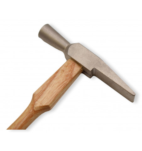 Marteau d'horloger en acier